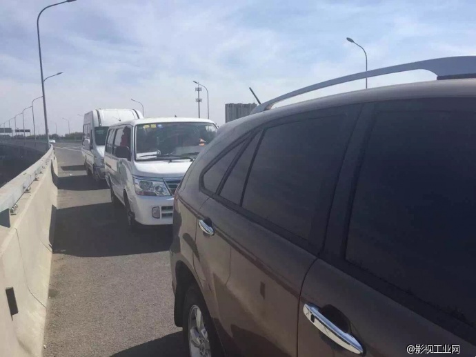 枫荷映画作品|从策略到创意：APUS User Systemr：Connect your world篇（导演版）_影视工业网-幕后英雄APP