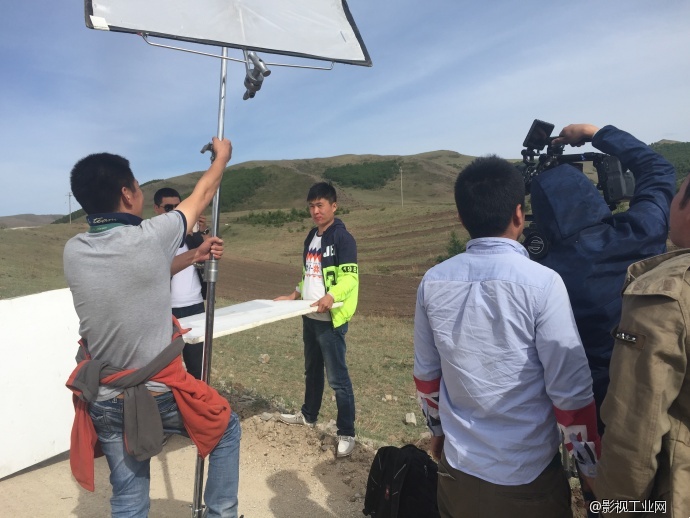 枫荷映画作品|从策略到创意：APUS User Systemr：Connect your world篇（导演版）_影视工业网-幕后英雄APP