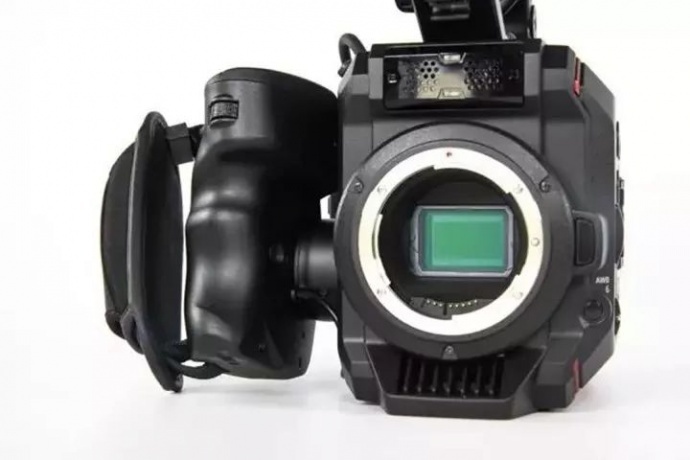 大骏告诉你Panasoinc松下AU-EVA1到底怎样？你会不会买？_影视工业网-幕后英雄APP